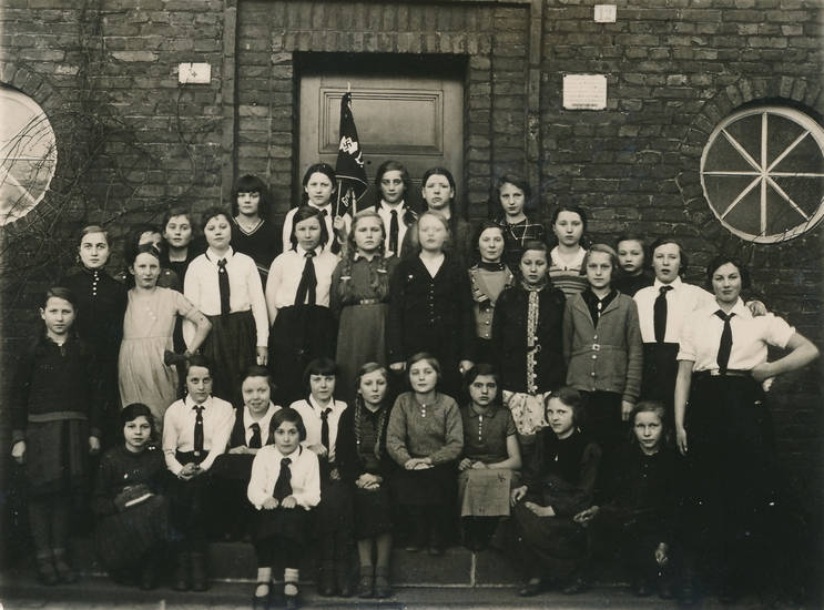 Bund Deutscher Mädel - WDR Digit