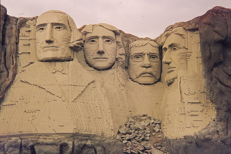 Mount Rushmore in Lego - WDR Digit