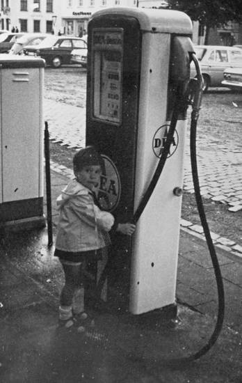 An der Tankstelle - WDR Digit