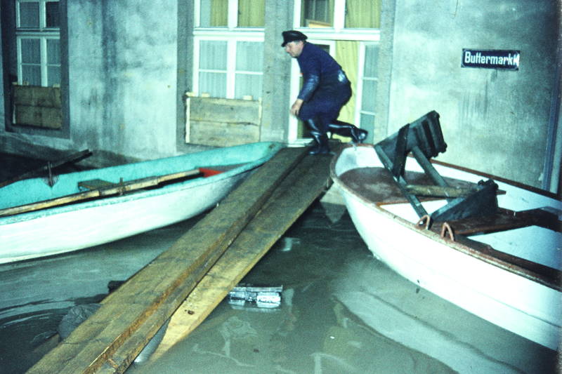 Aus dem Fenster - WDR Digit