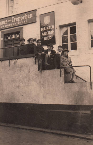 Treppchen in Rodenkirchen 1935 - WDR Digit