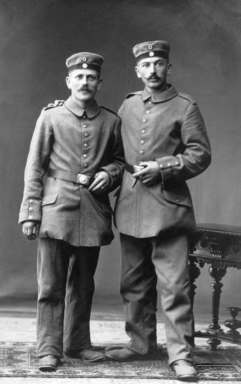 Zwei Soldaten - WDR Digit