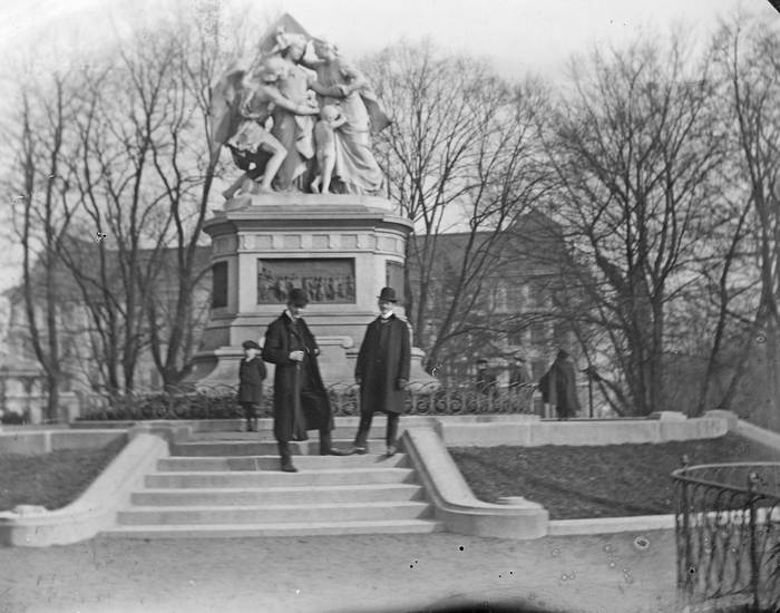 Strassburger Denkmal - WDR Digit