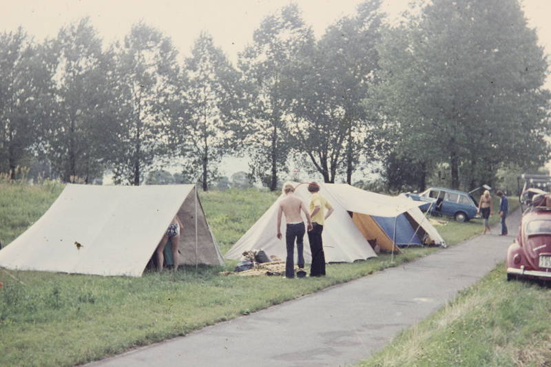 Campen am Wegrand - WDR Digit