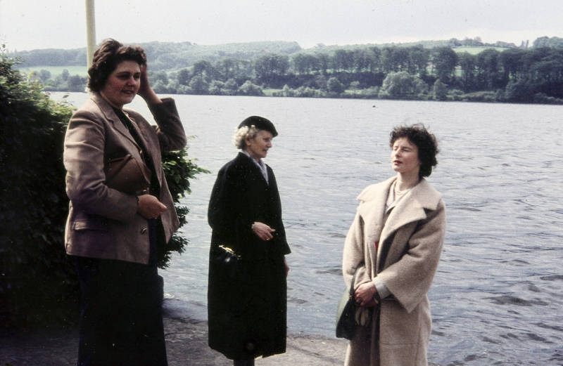 Drei Frauen am Fluss - WDR Digit