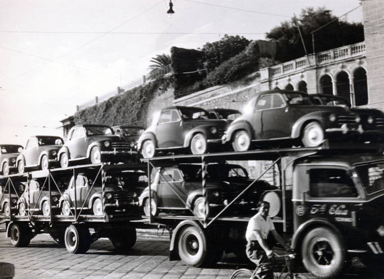 Laster mit Autos - WDR Digit