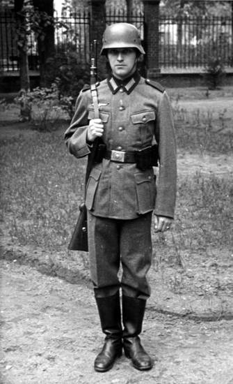 Deutscher Soldat - WDR Digit