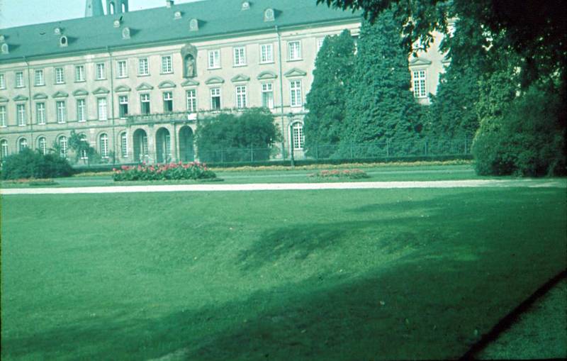 Uni Bonn, Hofgarten - WDR Digit