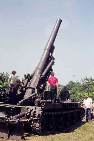 Artillerie-Selbstfahrlafetten - WDR Digit