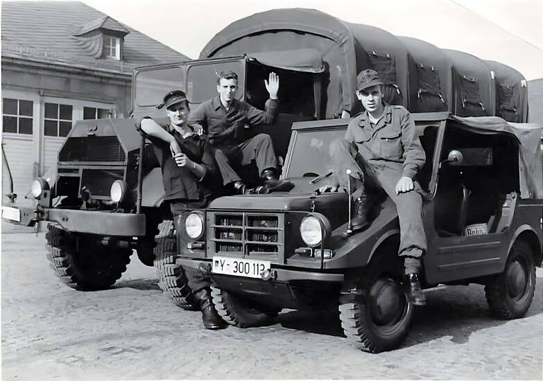 Bundeswehrfahrzeuge - WDR Digit